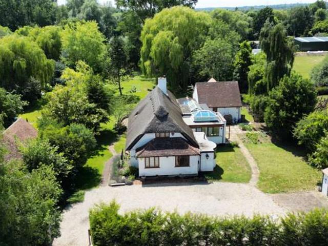 5 Bedroom Detached House