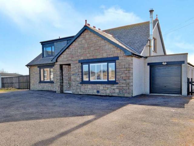 5 Bedroom Detached House