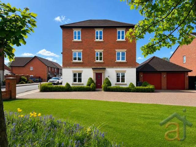 5 Bedroom Detached House