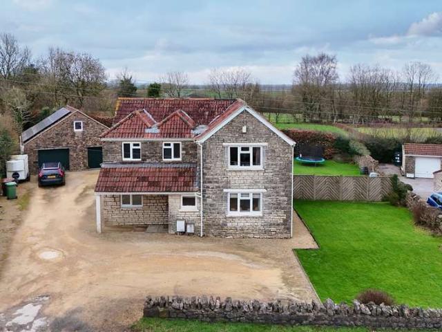 5 Bedroom Detached House
