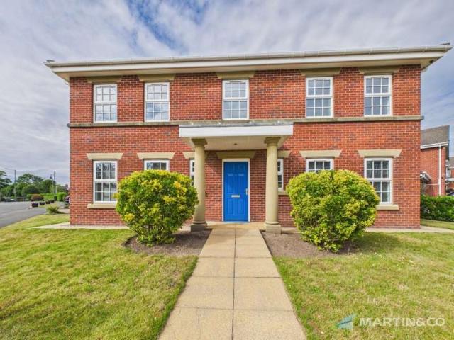 5 Bedroom Detached House