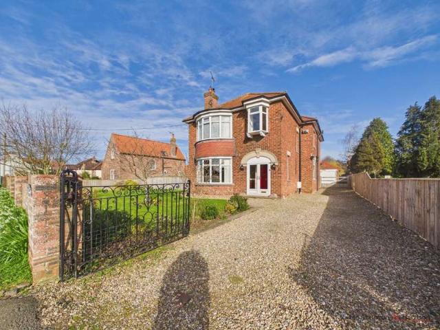 5 Bedroom Detached House