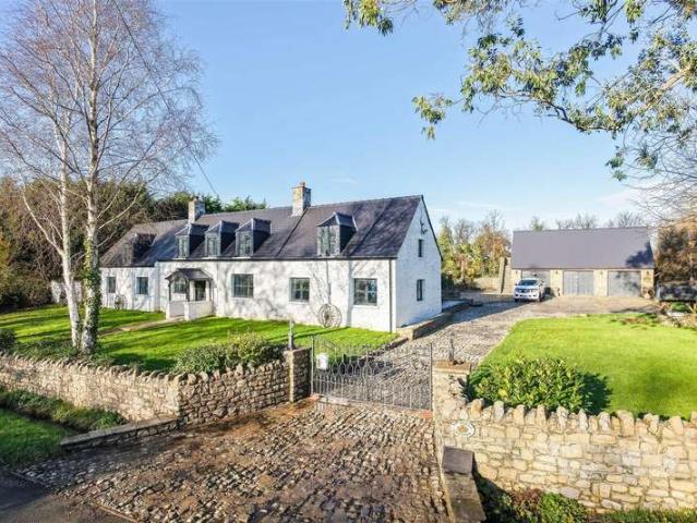 5 Bedroom Detached House