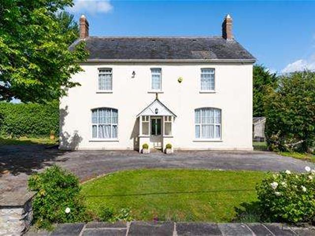 5 Bedroom Detached House