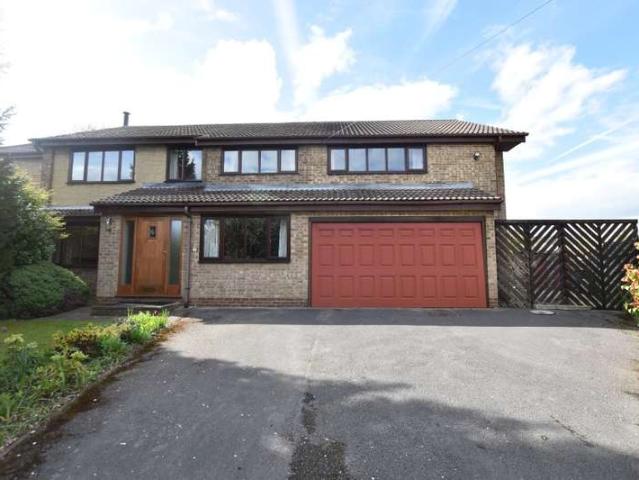 5 Bedroom Detached House