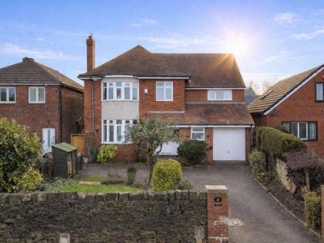 5 Bedroom Detached House