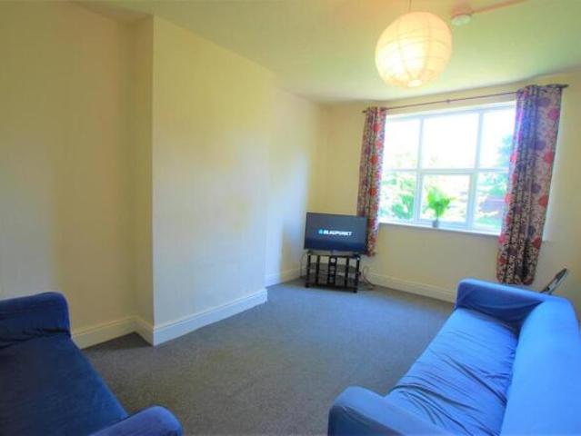 5 bedroom detached house for rent in 235 Cemetery Road 5, S11
