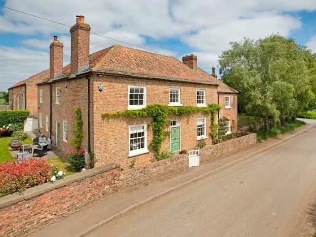 5 bedroom detached house for rent in Church Street, HG5