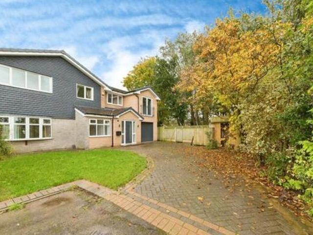 5 Bedroom Detached House For Rent In Crewe, Cheshire