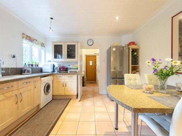 5 bedroom detached house for rent in Barrow Road, Cambridge, Cambridgeshire, CB2