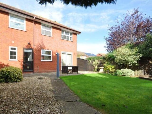 5 bedroom detached house for rent in Beechmore Drive, Up Hatherley, Cheltenham, GL51