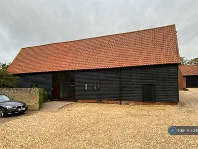 5 Bedroom Detached House For Rent In Gamlin, Sandy