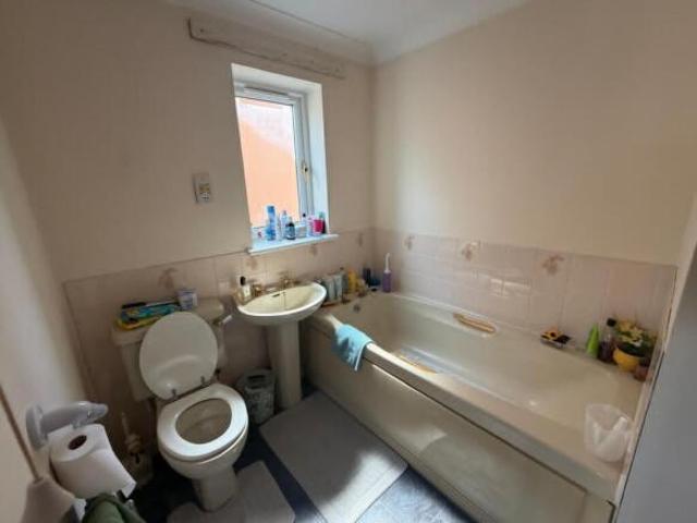 5 bedroom detached house for rent in Danes Close, PETERBOROUGH, PE1