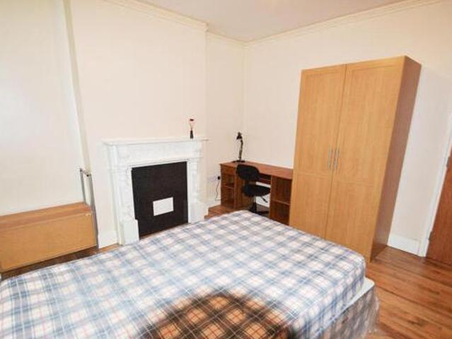 5 Bedroom Detached House For Rent In Dunkirk, Nottingham