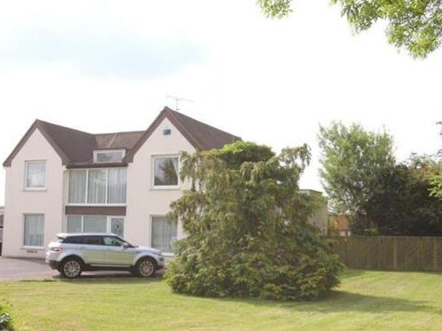 5 Bedroom Detached House For Rent In Enfield
