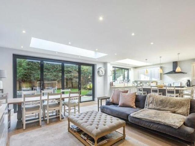 5 Bedroom Detached House For Rent In East Sheen