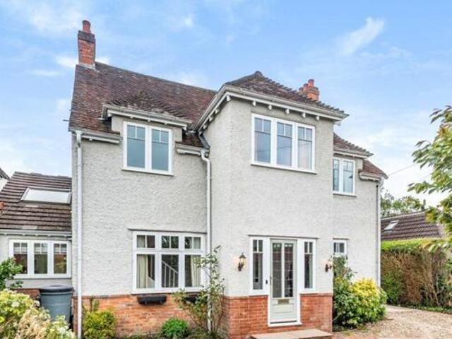 5 Bedroom Detached House For Rent In Farnham, Surrey