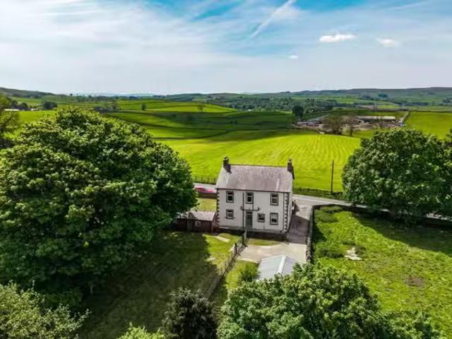 5 bedroom detached house for rent in Field House, Austwick, La.