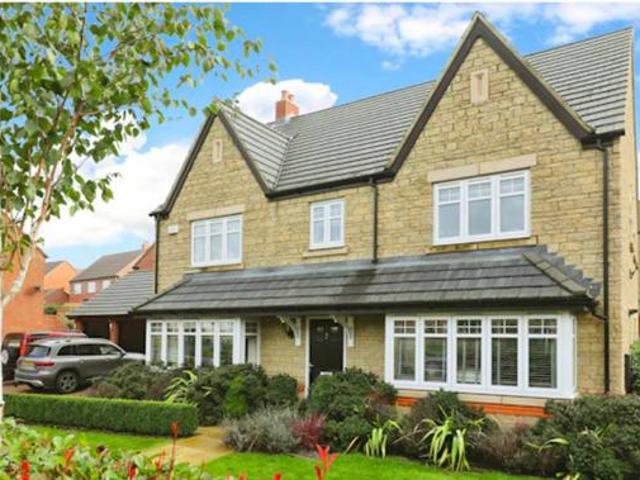 5 Bedroom Detached House For Rent In Flore