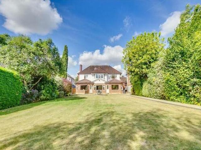 5 Bedroom Detached House For Rent In Kingston Upon Thames
