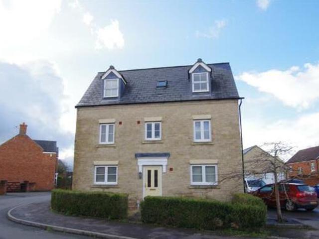 5 Bedroom Detached House For Rent In Haydon End