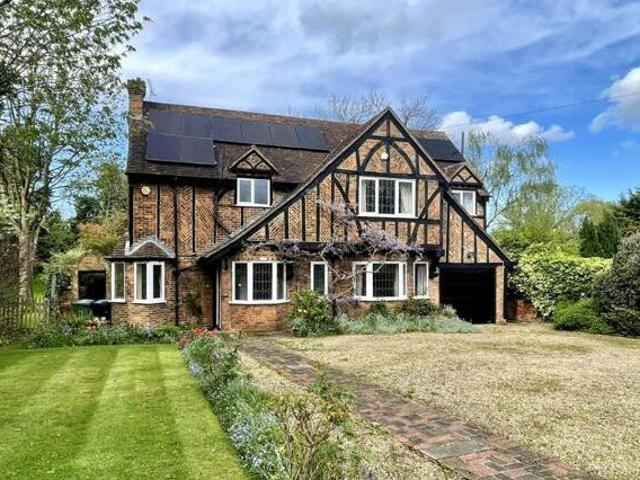 5 Bedroom Detached House For Rent In Hadley Wood, Hertfordshire