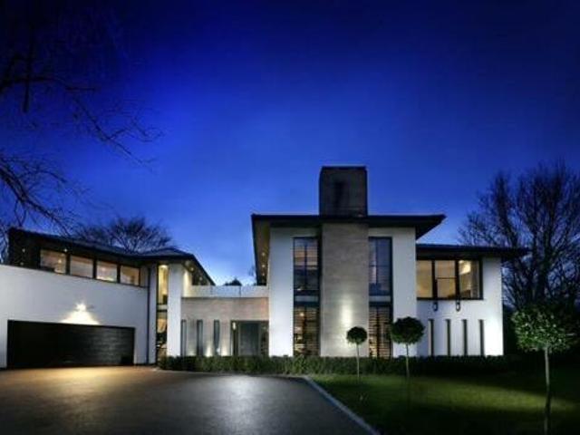5 Bedroom Detached House For Rent In Hale Barns