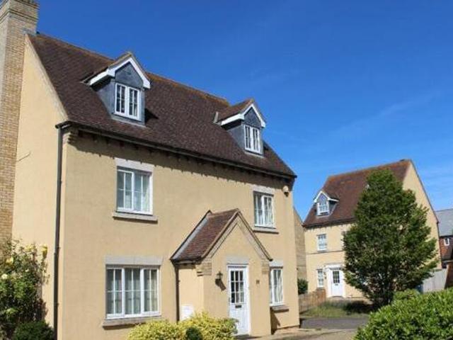 5 Bedroom Detached House For Rent In Lower Cambourne, Cambourne