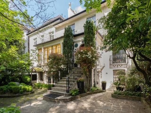 5 Bedroom Detached House For Rent In London