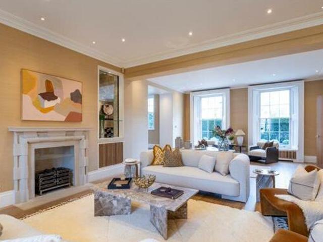 5 Bedroom Detached House For Rent In London