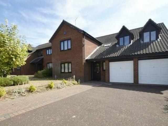 5 bedroom detached house for rent in Meadway Norwich NR4