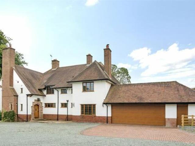 5 Bedroom Detached House For Rent In Newcastle, Staffordshire