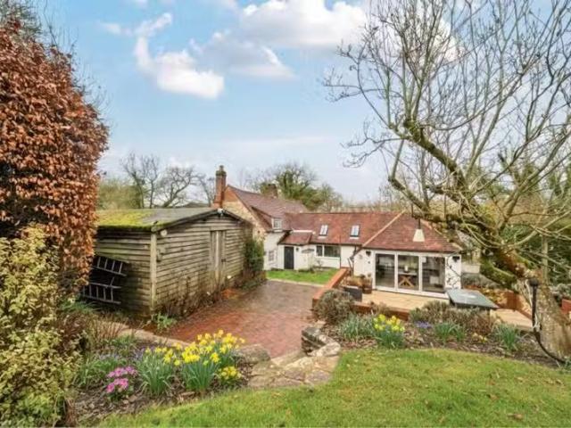 5 bedroom detached house for rent in South Hay Kingsley GU35
