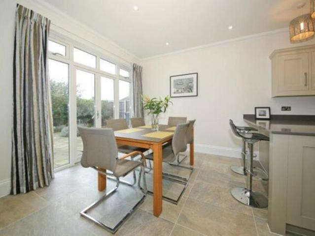 5 bedroom detached house for rent in South Park Sevenoaks TN13 1DU, TN13