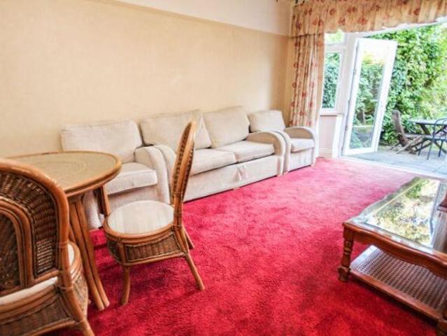 5 bedroom detached house for rent in Student Let, Grafton Road, BH3