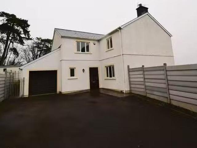 5 bedroom detached house for rent in St Marys Well Bay Road, P.