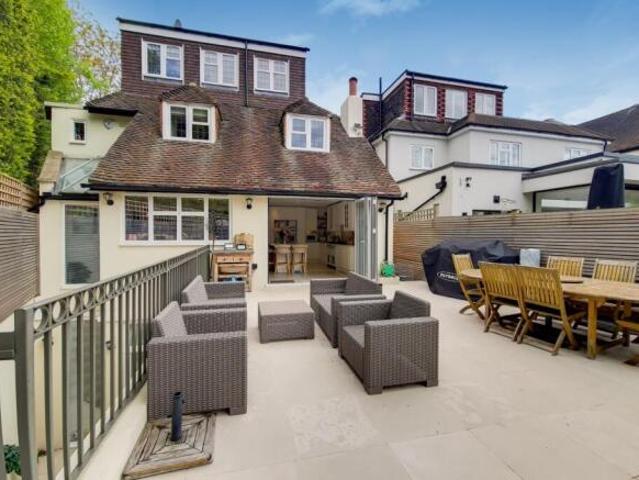 5 bedroom detached house for rent in Parke Road, Barnes, SW13