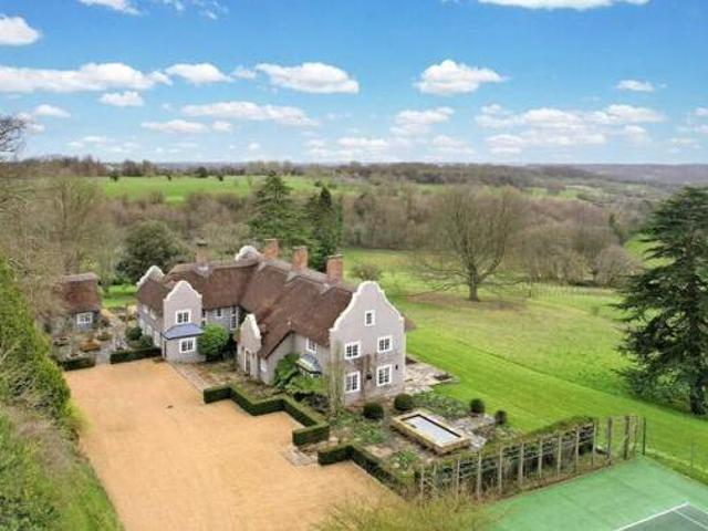 5 Bedroom Detached House For Rent In Penn, High Wycombe