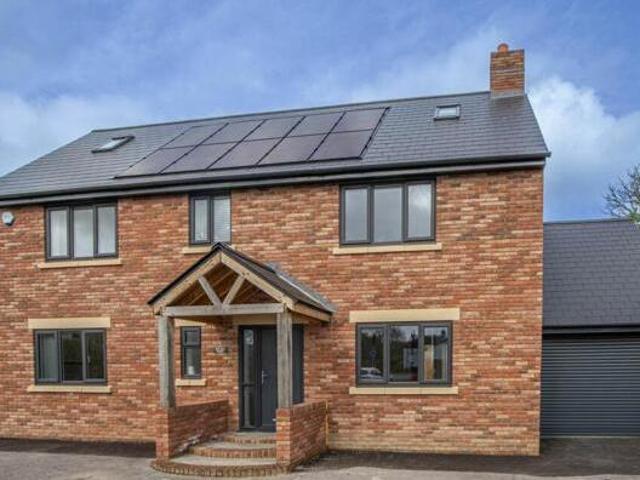 5 Bedroom Detached House For Rent In Purton