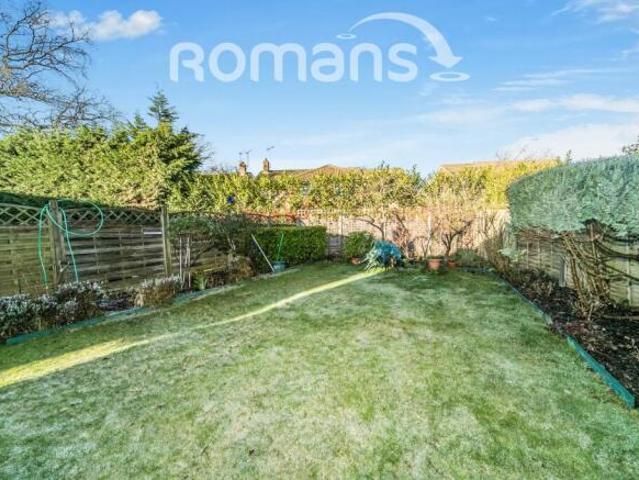 5 bedroom detached house for rent in Radcot Close, Woodley, Reading, RG5