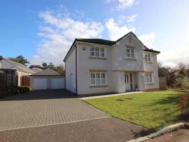 5 bedroom detached house for rent in Red Squirell Way, Liff, DD2