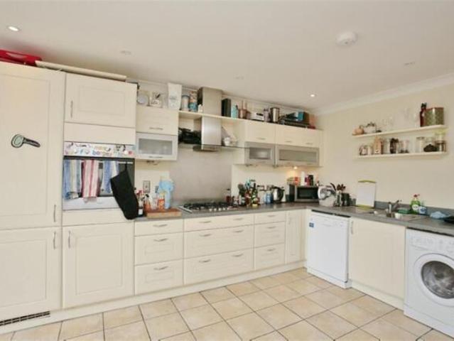 5 bedroom detached house for rent in Reliance Way, Oxford, Oxfordshire, OX4