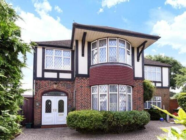 5 Bedroom Detached House For Rent In Worcester Park