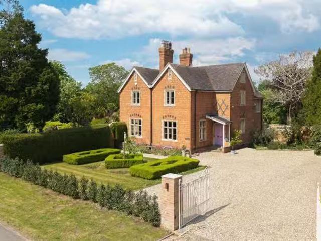 5 bedroom detached house for rent in Westmancote, Tewkesbury G.