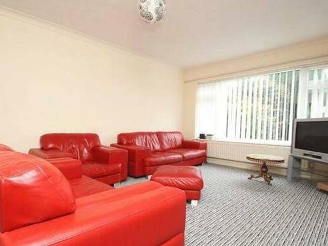 5 bedroom detached house for rent in Wilson Road Bournemouth BH1