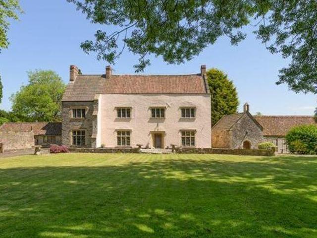 5 Bedroom Detached House For Rent In Yanley Lane