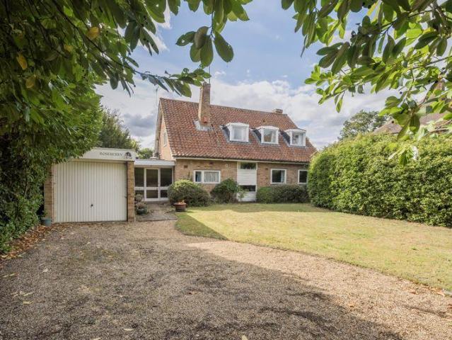 5 bedroom detached house for sale