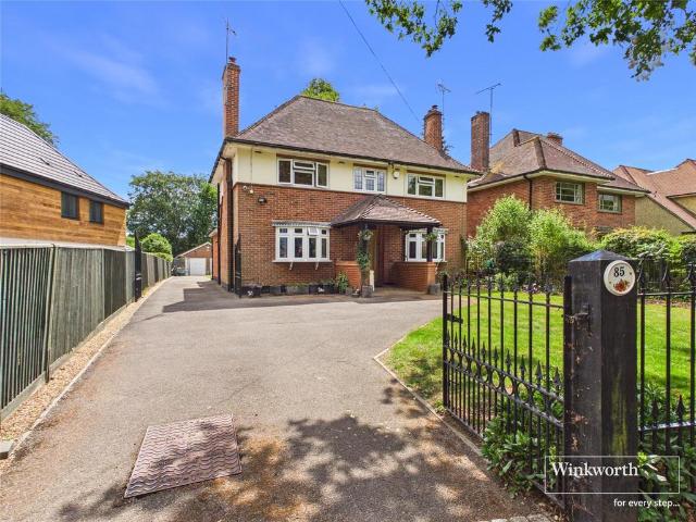 5 bedroom detached house for sale