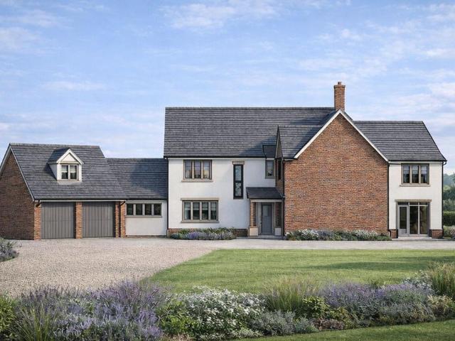 5 bedroom detached house for sale