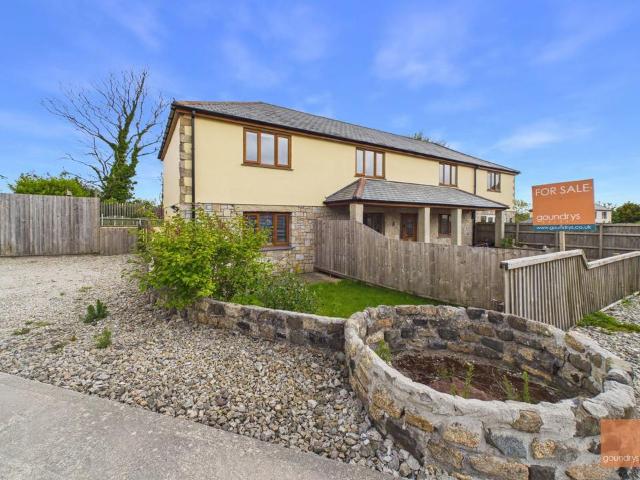 5 bedroom semi detached house for sale